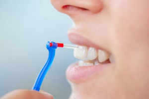 How to Floss Properly - Web DMD
